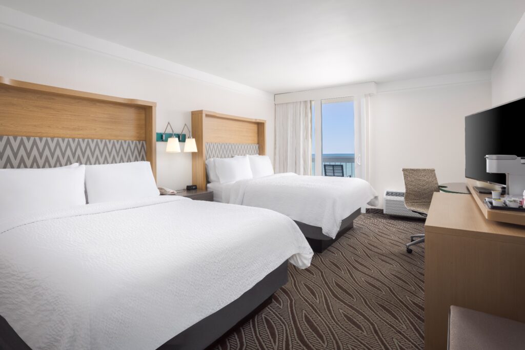 Two Queen Oceanfront - Holiday Inn Surfside Beach
