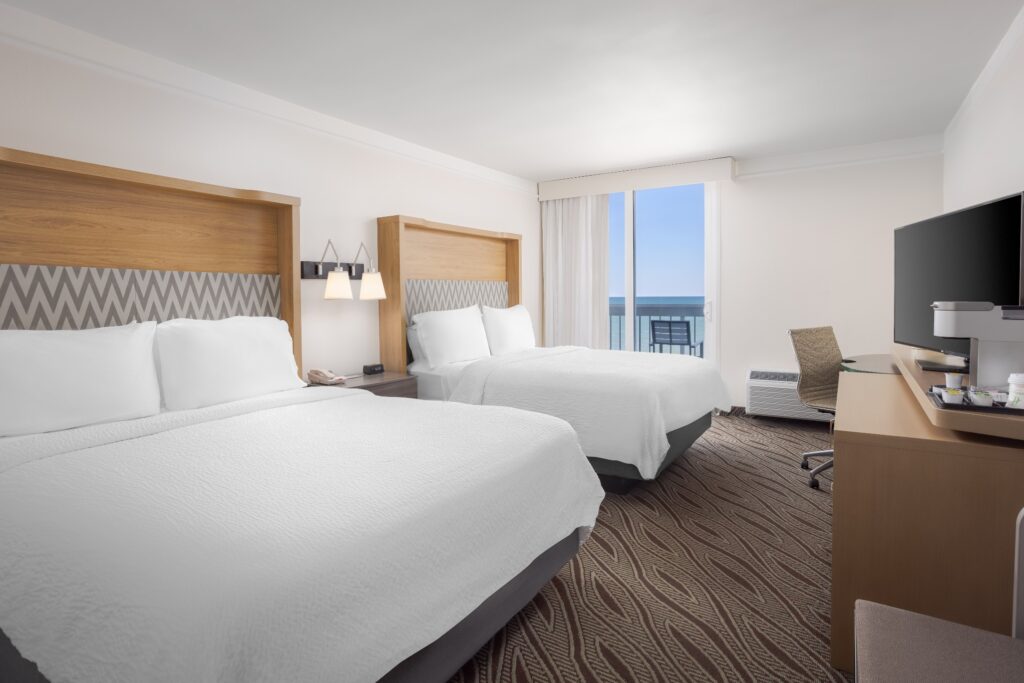 Accommodations - Holiday Inn Surfside Beach